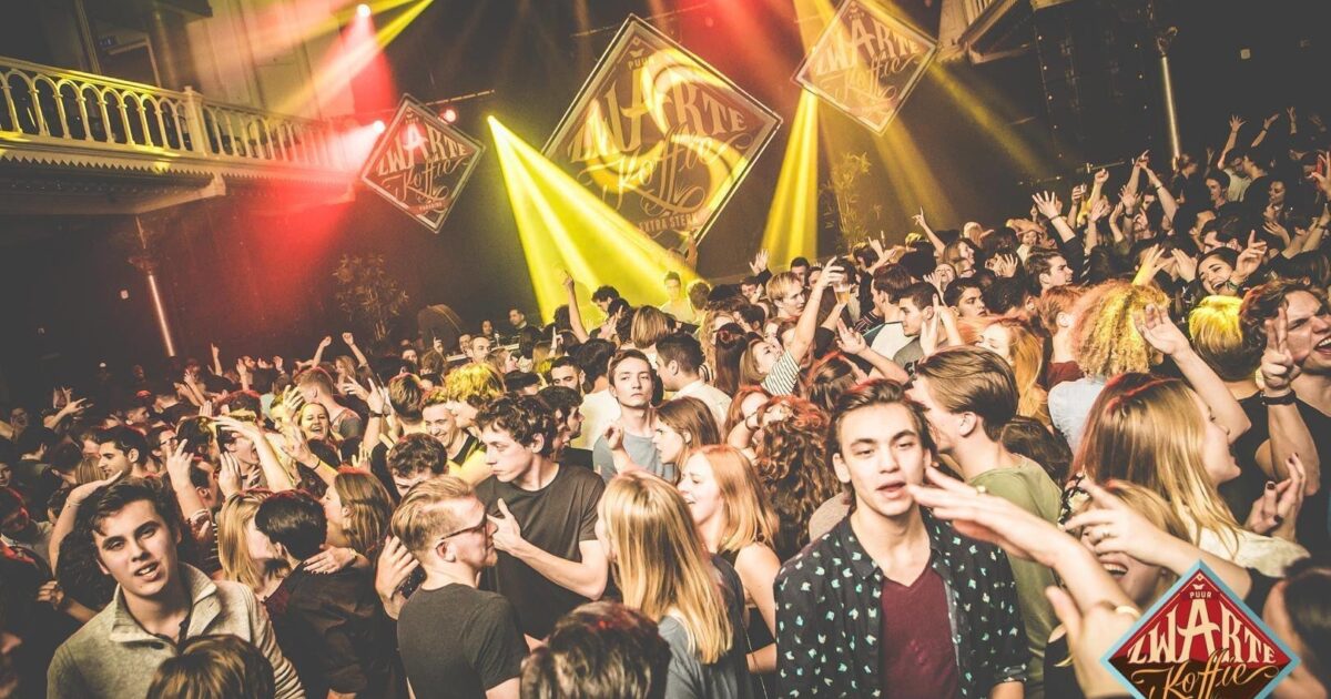 Zwarte Koffie | Paradiso