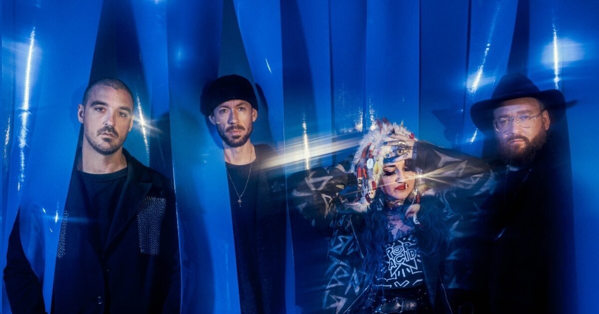 Hiatus Kaiyote. Love Heart Cheat Code | Paradiso