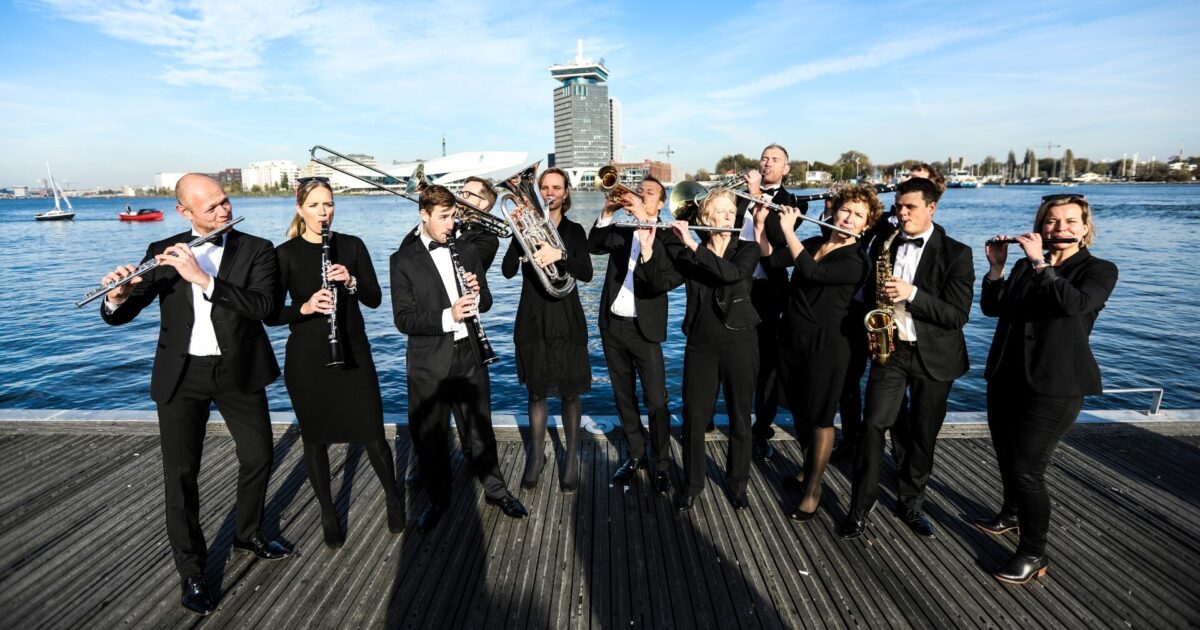 Ode aan kunst - Tramharmonie met o.a. Ellen Deckwitz, stadsdichter van ...