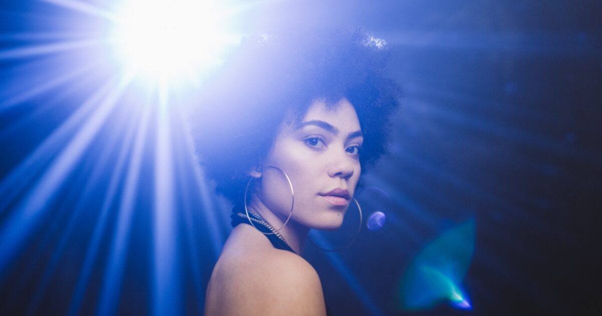 Madison McFerrin | Paradiso