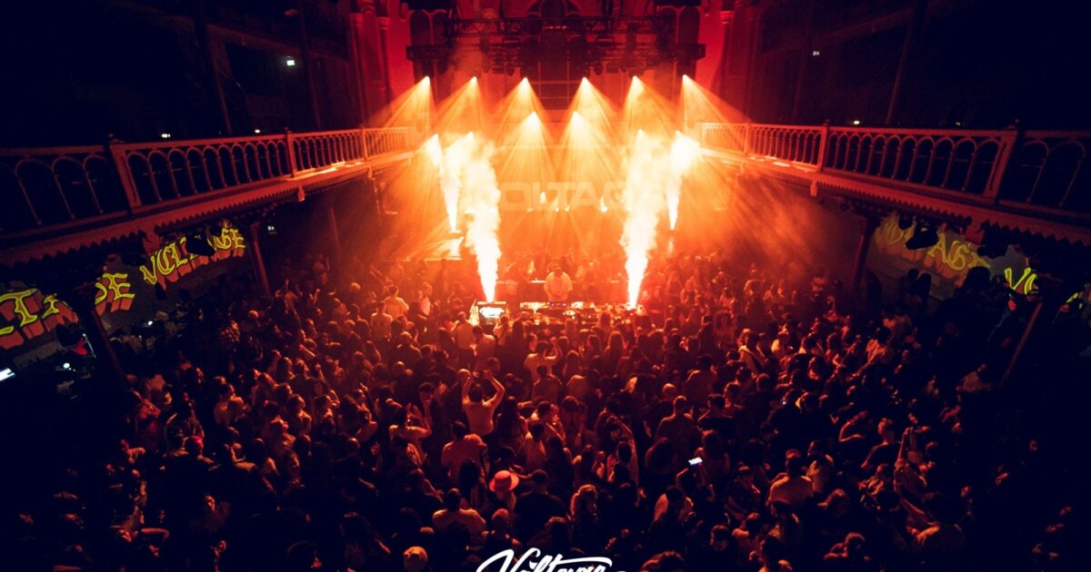 Voltage - 7 year anniversary | Paradiso