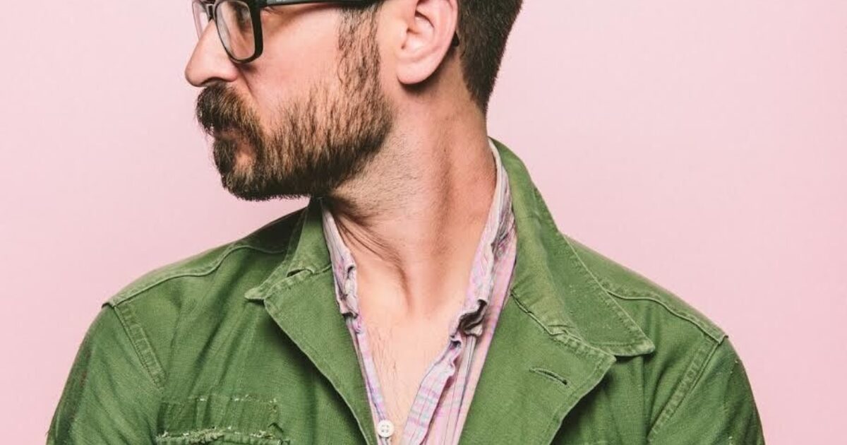 Sean McConnell beroert de ziel met Bijbelse motieven | Paradiso